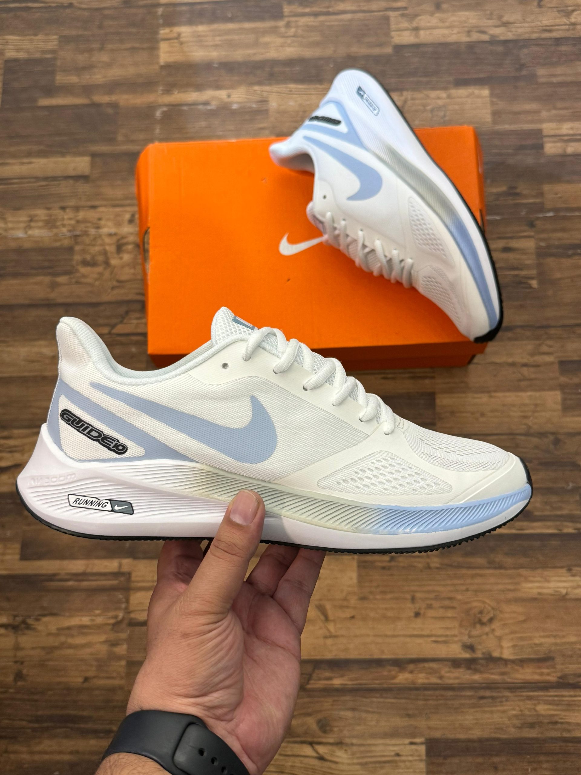 FIRST COPY Nike Guide 10 – Lightweight Comfort with Premium Support